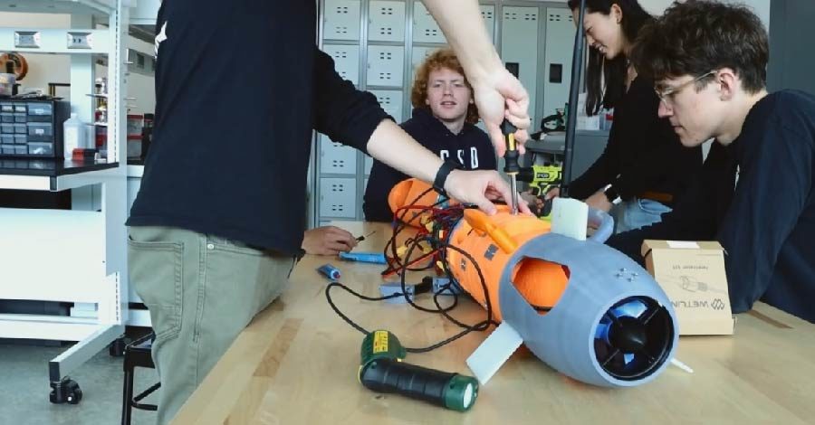 Raise3D Hyper FFF™ Printers Revolutionize Autonomous Underwater Vehicle ...