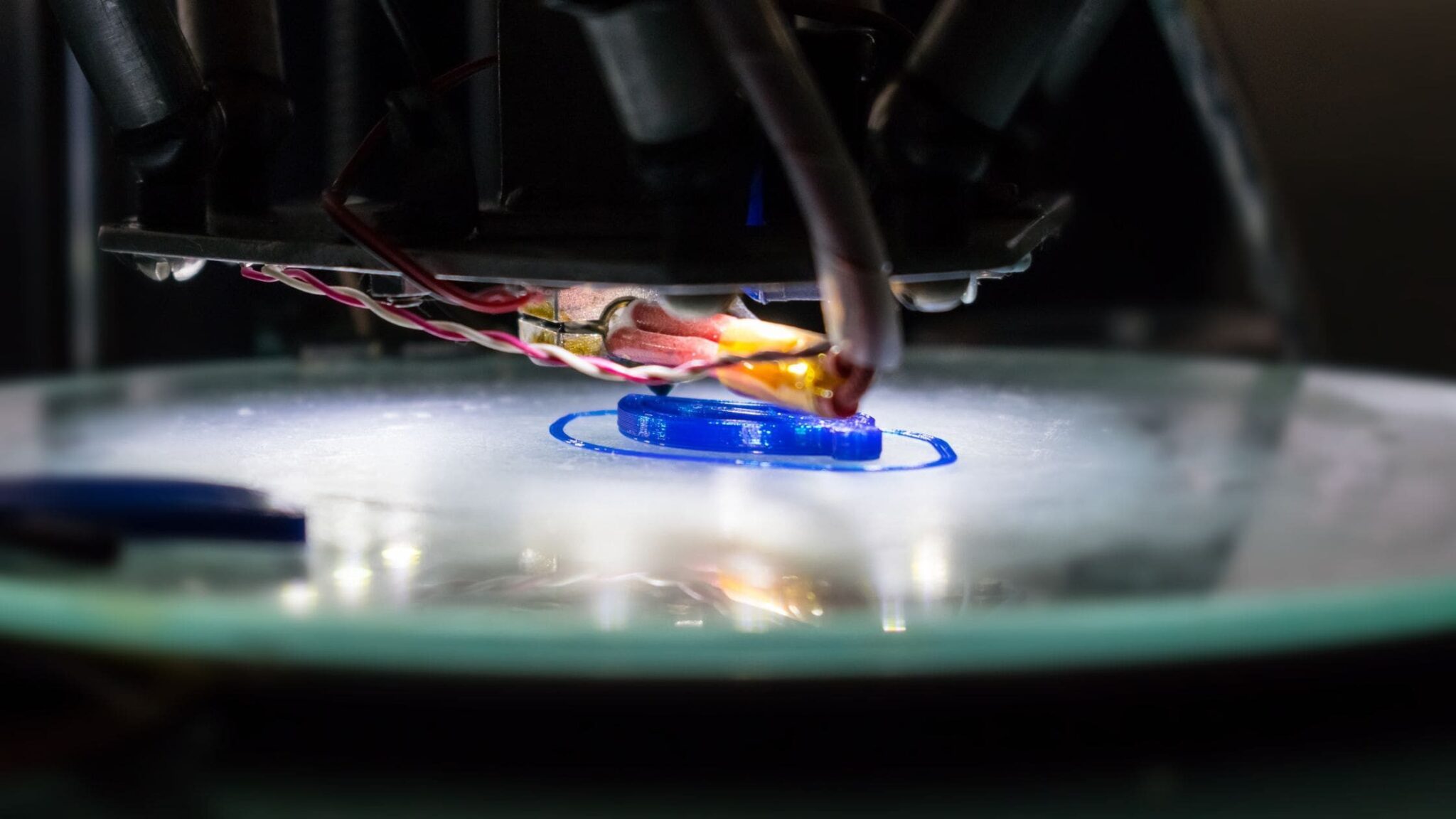 What is Digital Light Processing (DLP) 3D Printing: Benefits ...