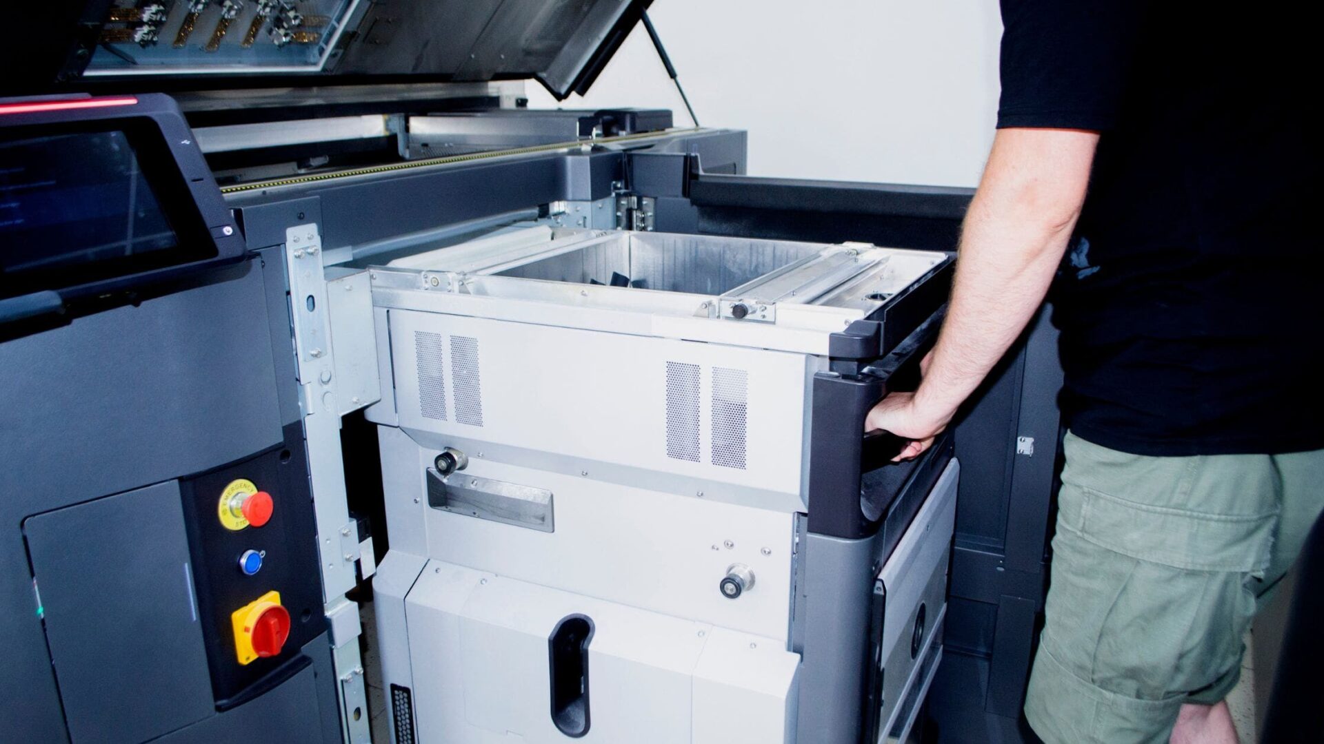 What is FFF 3D Printing: Fused Filament Fabrication Definition, Process ...