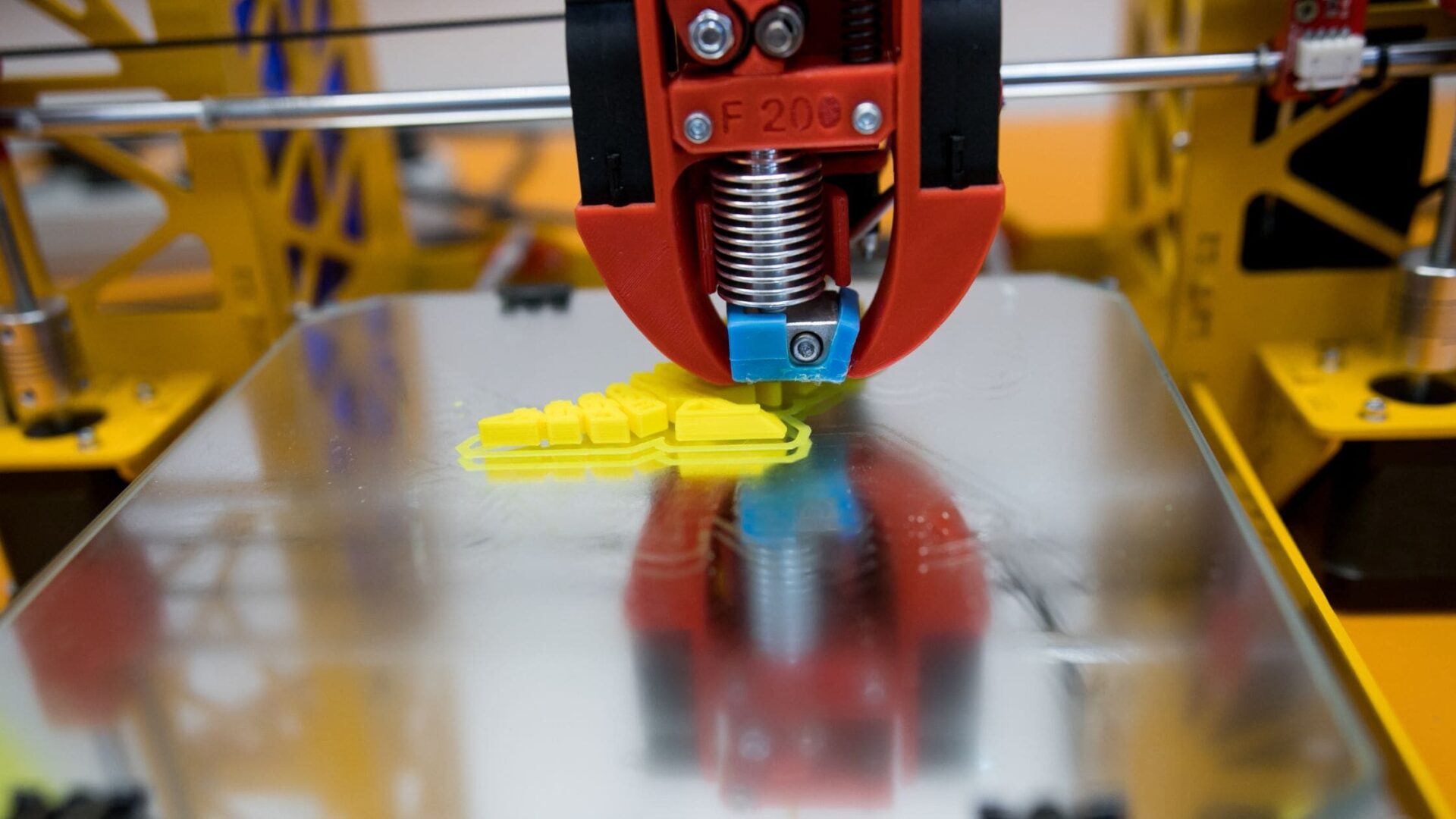 What is Digital Light Processing (DLP) 3D Printing: Benefits ...