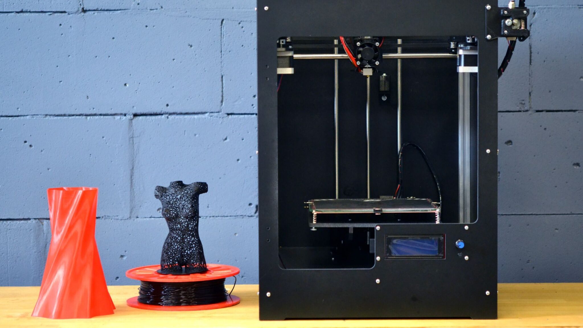What is a 3D Printer: Working Method, Components & Characteristics ...