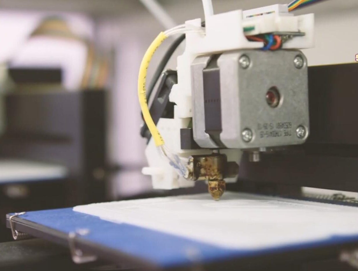 What is Digital Light Processing (DLP) 3D Printing: Benefits ...