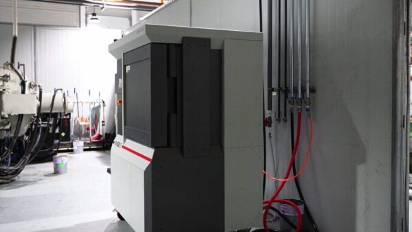 What is SLS 3D printing: Selective Laser Sintering Process, Types ...